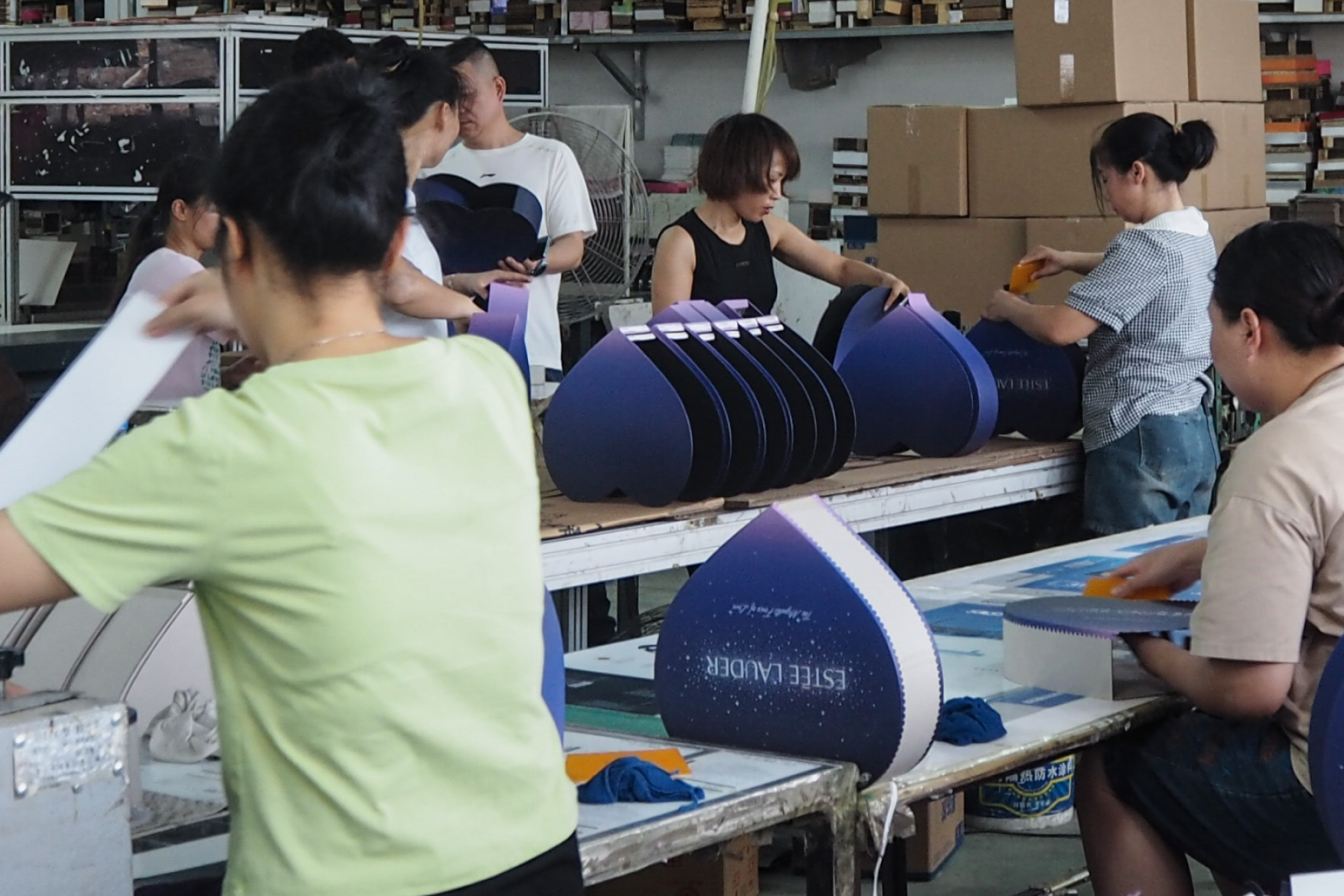 Manufacturing Packaging - Packjaki - Custom Paper Packaging, Elevating ...